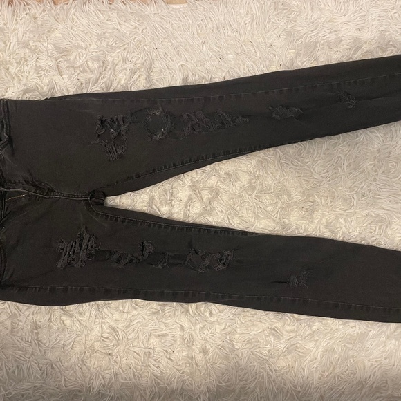 Forever 21 | Jeans | Forever 2 Ripped Jeans | Poshmark